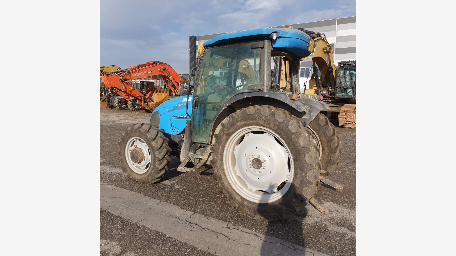 TRATTORE AGRICOLO LANDINI POWERFARM 100 DT CAB - Quasi Usato