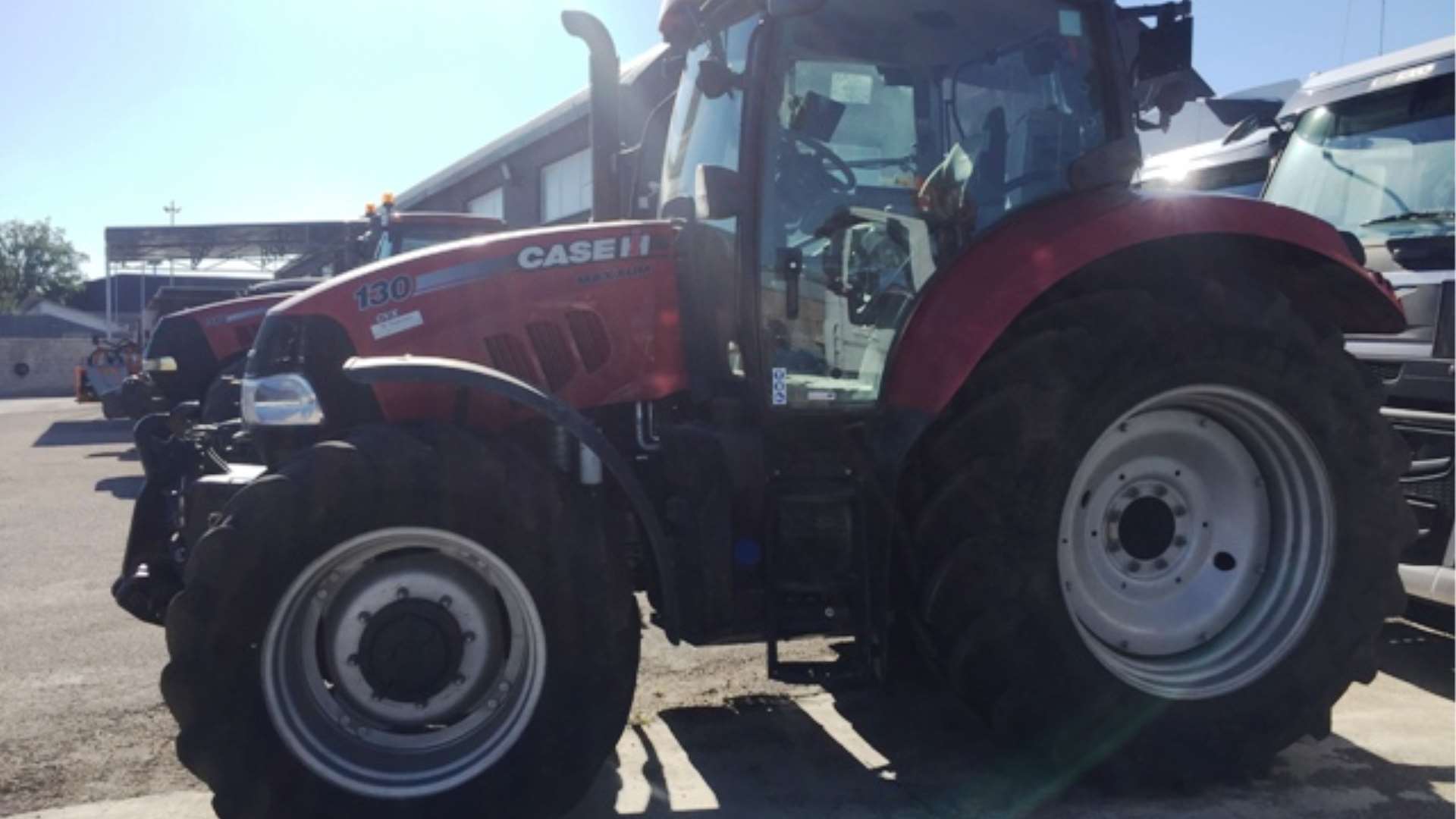 TRATTORE AGRICOLO CASE MAXXUM 130 CVX + ATTREZZATURE - Quasi Usato