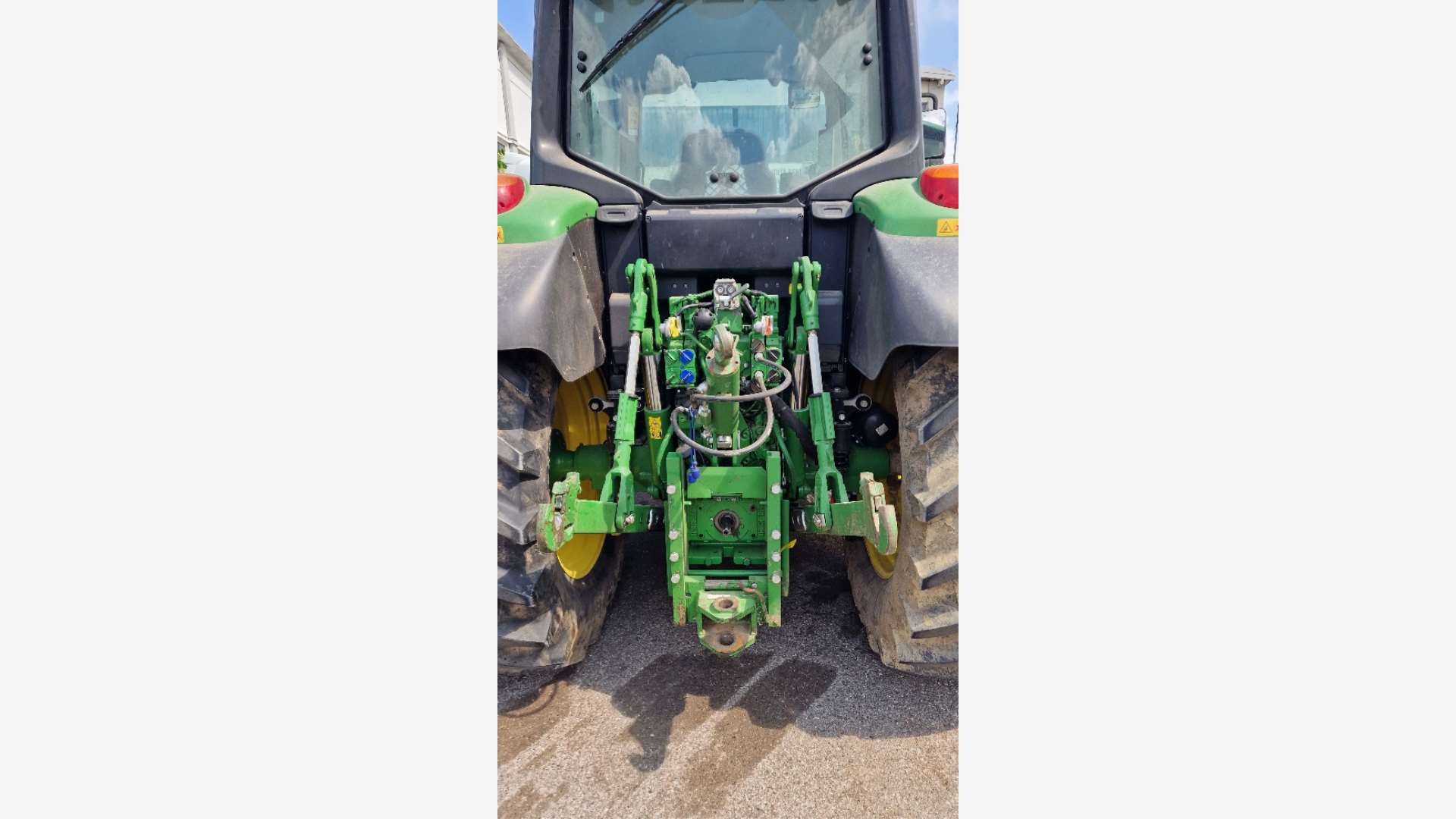 TRATTORE AGRICOLO JOHN DEERE 6130M con CARICATORE FRONTALE 623r MTR ...