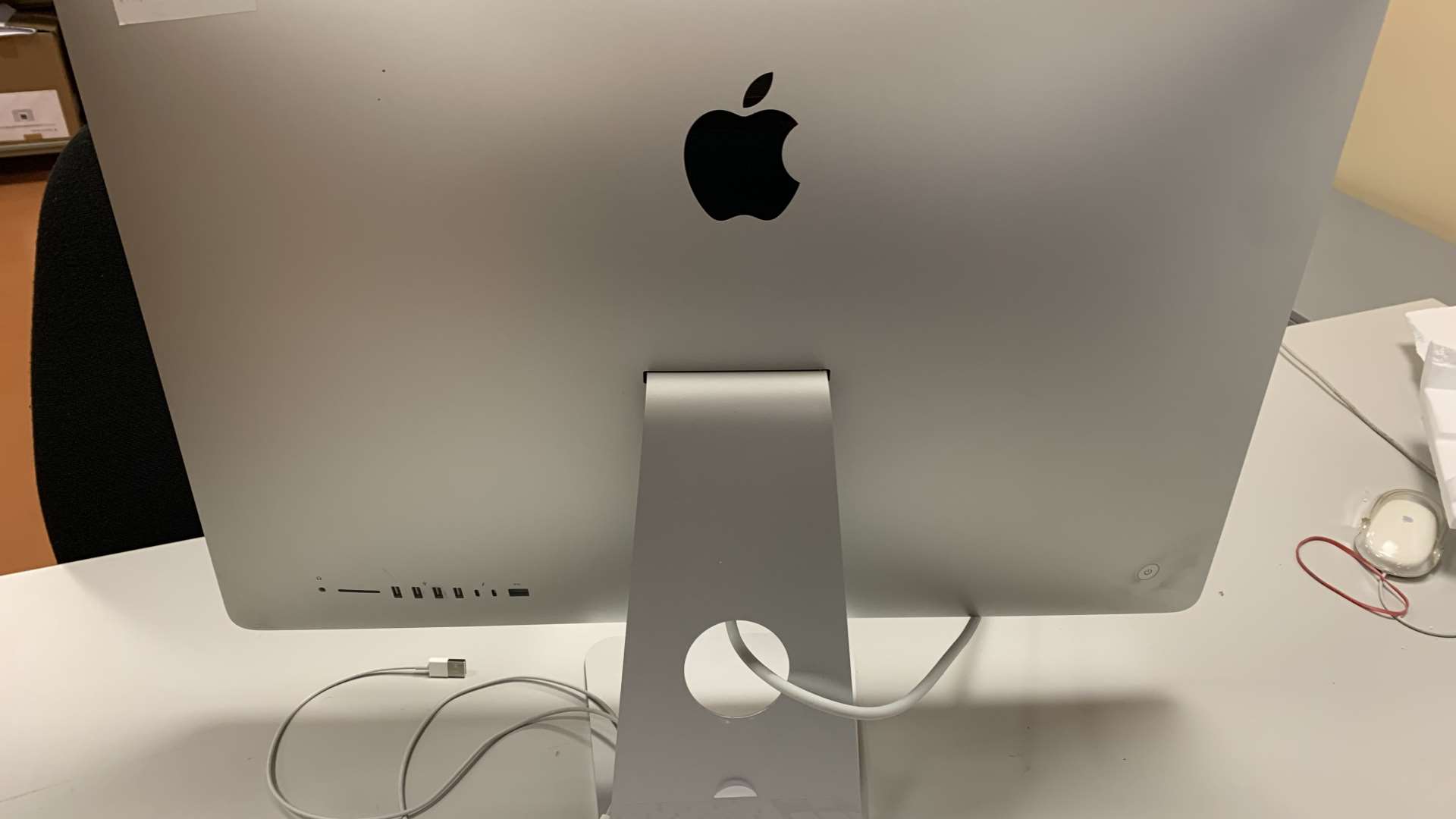 N.4 iMac 10th-generation Intel Core i7 512GB - N.2 MACBOOK PRO 512GB ...