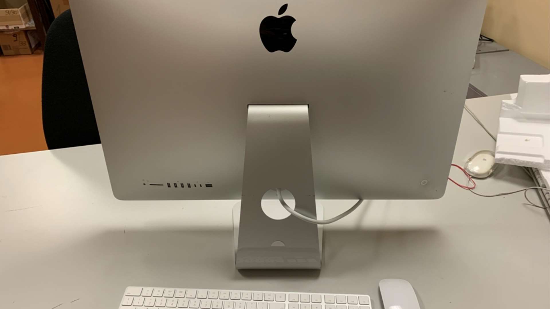 N.4 iMac 10th-generation Intel Core i7 512GB - N.2 MACBOOK PRO 512GB ...