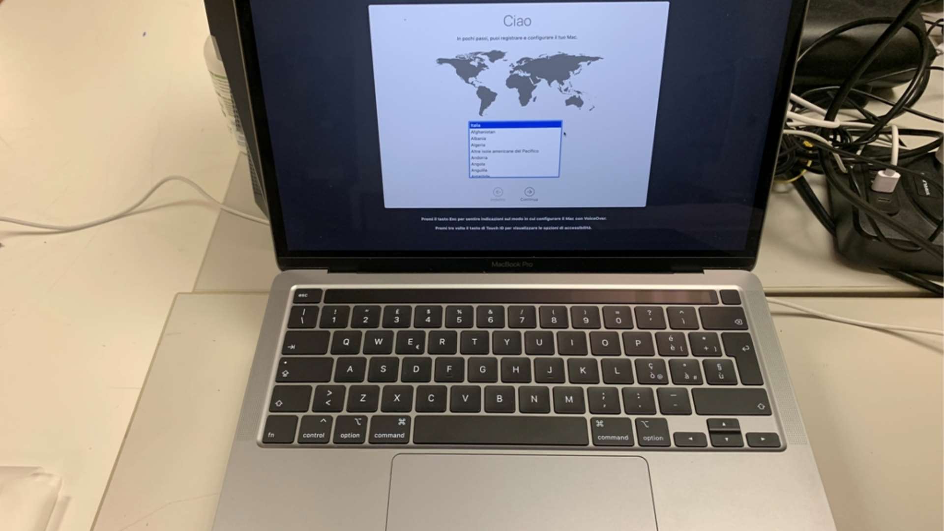 N.4 iMac 10th-generation Intel Core i7 512GB - N.2 MACBOOK PRO 512GB ...